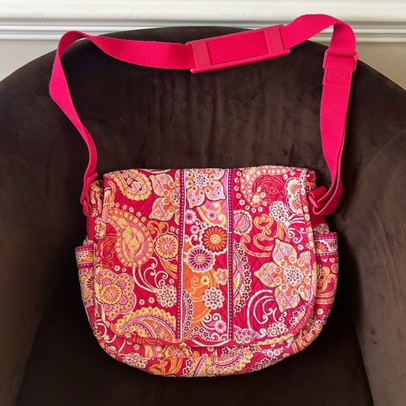 Vera Bradley | Bags | Euc Vera Bradly Messenger Laptop Bag | Poshmark